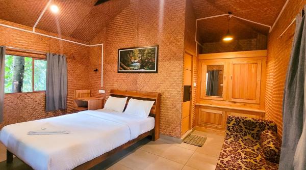 Monsoon Retreats Ecostay- Treehouse - Kerala