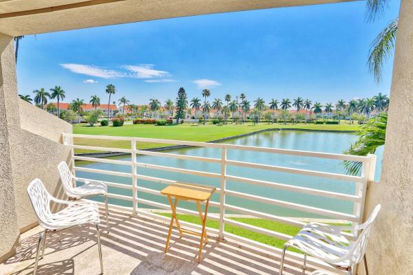 Vista Verde West 218 - St. Petersburg, FL