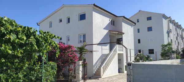 Villa Dusper - Okrug Gornji