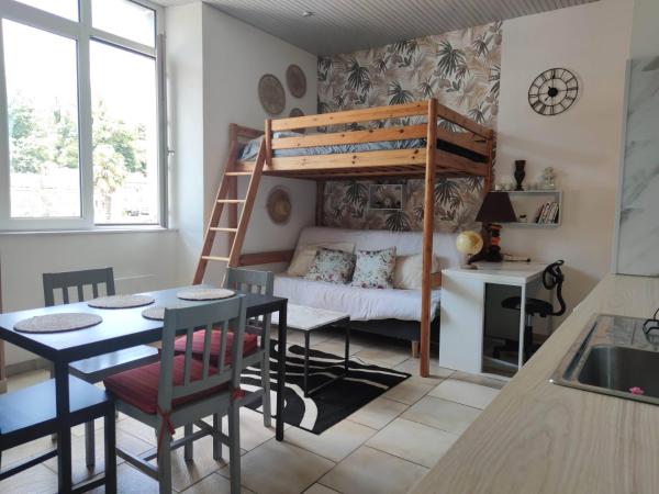 Charmant Logement Proche Mer Et Montagne - Cambo-les-Bains