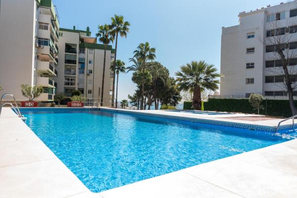 Torremolinos Yellow Fabuloso Andra - Torremolinos