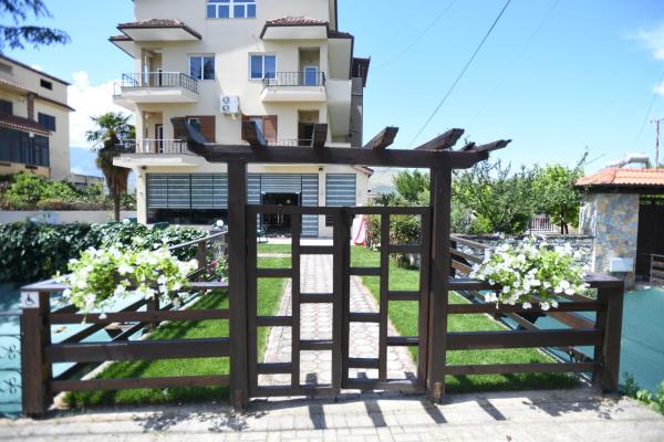 Opus Hotel Berat - Berat