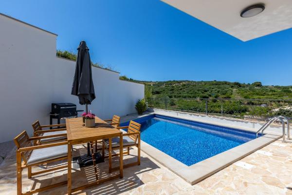 Blue Chill Apartment - Sutivan