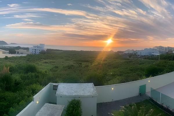 Apê Encantador Vista Estonteante Praia Do Santinho - Florianópolis