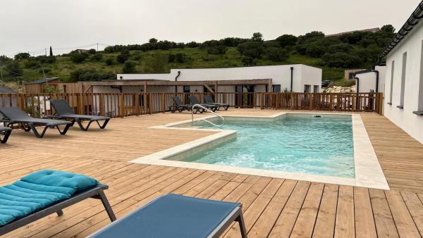 Camping Les Lodges Du Lagon - Sommières