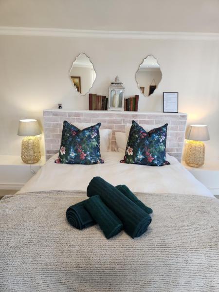 Haus Merwe Self Catering - Somerset West