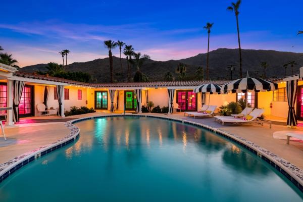 Spirit Of Sofia - Palm Springs, CA