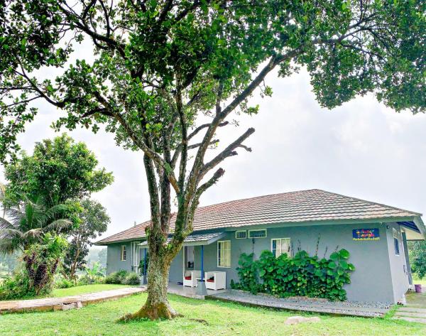Rumah Selasar Sawah - Bogor