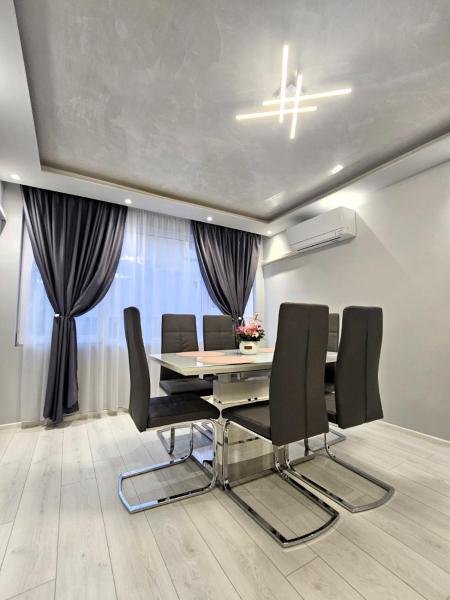 Apartment Bohemi With Free Parking - Burgas