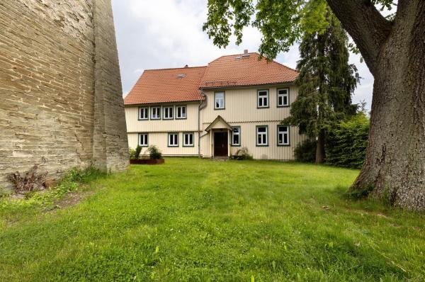 Altes Pfarrhaus - Wohnung Farbwelt - Thale
