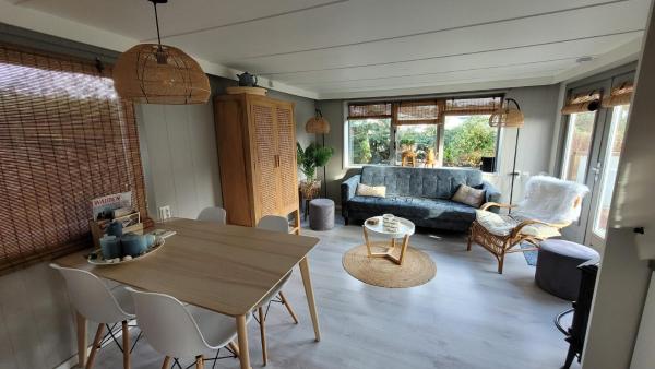 Chalet Joy Aan Zee - Ameland