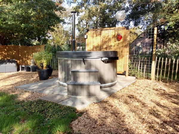 Rumah Senang Wellness Met Hottub En Tuin - Wageningen