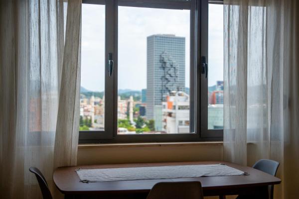 Tirana Centre Lions Gate 4 - Tirana