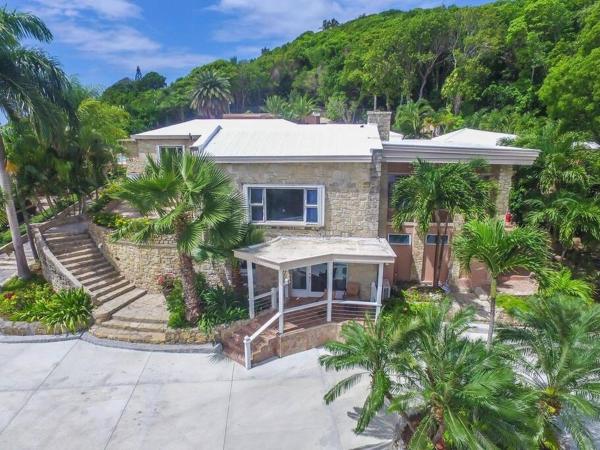 Historical Estate 3 Bedrm Home! Great House - Kingshill