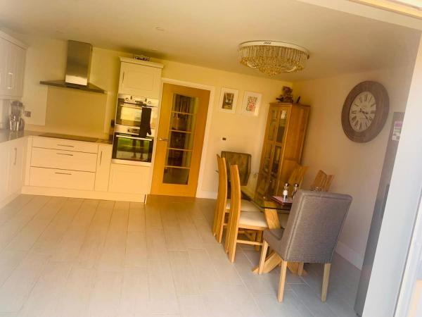 Gr8 Home - Petersfield