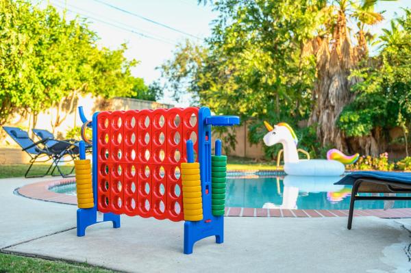 Vacation 4br Oasis Near Disney Pool And Arcade - Fullerton, CA