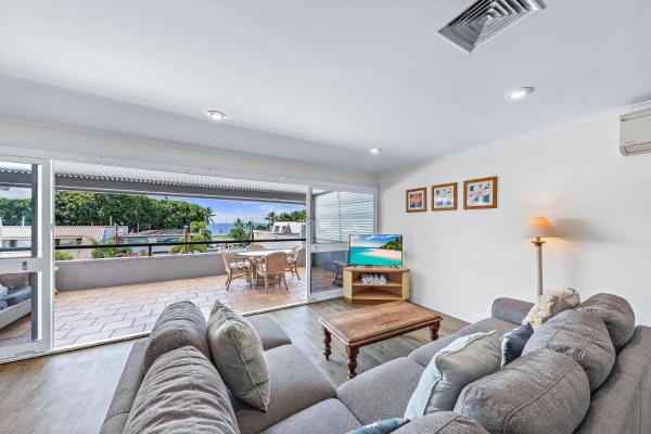 Blue Lagoon Airlie Beach - Airlie Beach