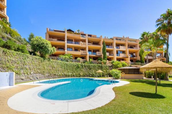 Apartamento En Calanova Golf - Mijas