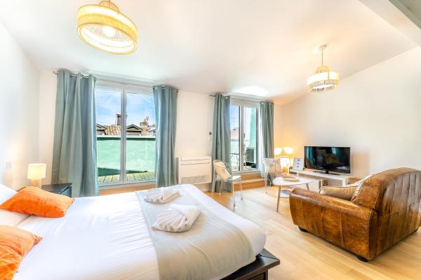 Superbe Studio Climatise Avec Terrasse En Hyper Centre - Bordeaux