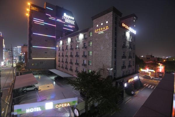 Opera 21 Hotel - Jeonju-si