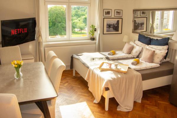 Double King Size Sunny Suite In Castle Area - Prague