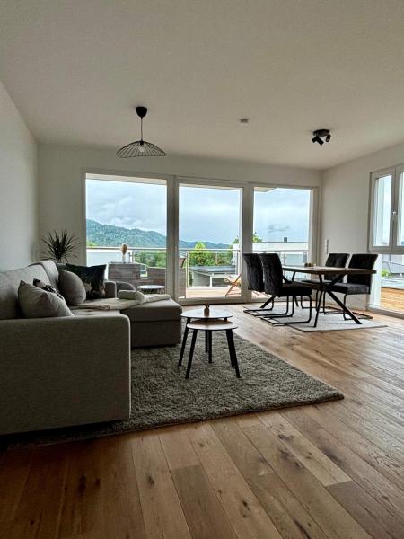Modische Wohnung Mit 2 Schlafzimmern - Pörtschach am Wörthersee