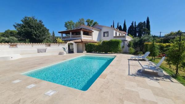 Villa Charmante à Villecroze Avec Piscine Privée - Tourtour