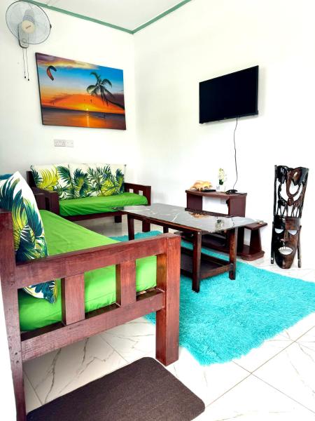 Wind&waves Beach Apartment - Diani Beach