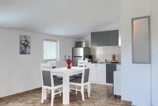Apartment Mirjana - Medulin