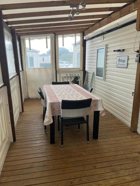 Mobil Home Avec Wifi Gratuit-6-8 Personnes - Montpellier
