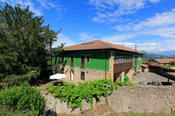 Hotel Rural Cuadroveña - Caravia