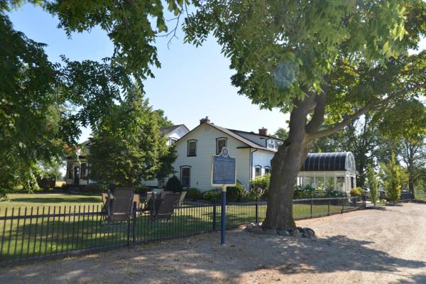 Stevenson Farms-harvest Spa B & B - Alliston