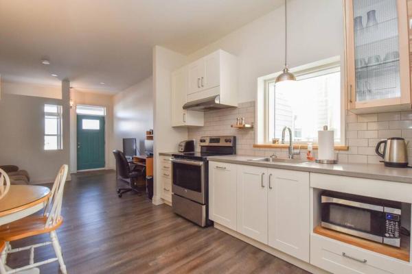 Modern Apartment - 1 Bed - Caraquet