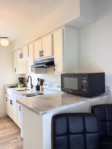 Modern Fully Equipped Apt - Eagle Pass, TX