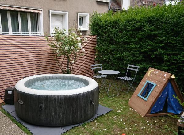 Spa , Jardin 250m2 Et Appartement Cosy De 60 M2 Au Centre - Wimereux