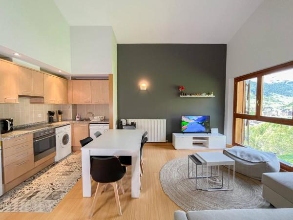 ÁTico De 3 Habitaciones Con Vistas Al Valle De Incles Y Balcón - 6pax - Parking Incluido L By Bonesvacances - 安道爾