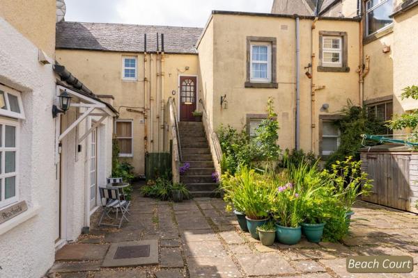 Beach Court - Gullane