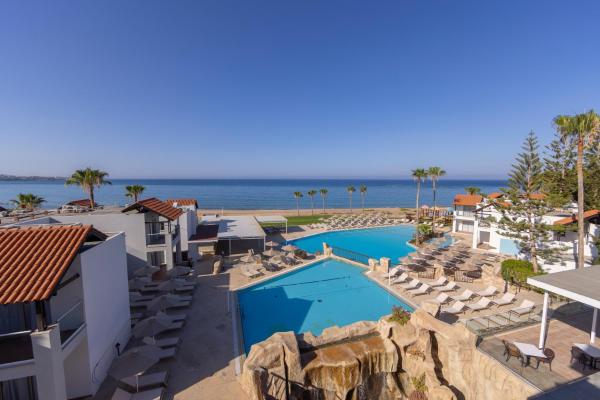 Kapetanios Aqua Resort - Cyprus