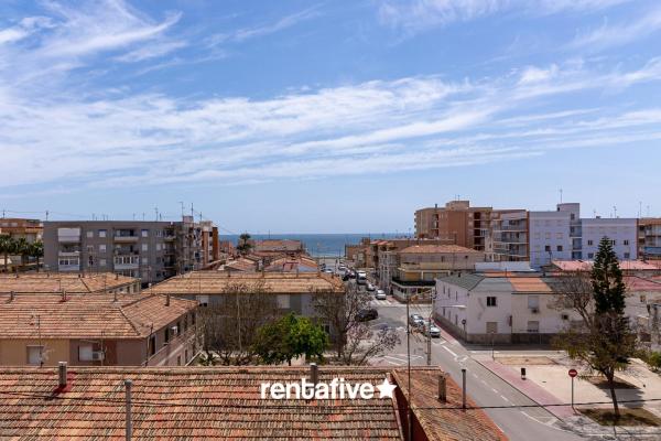 Rentafive - Vistas - Escaleras - Reformado - La Marina