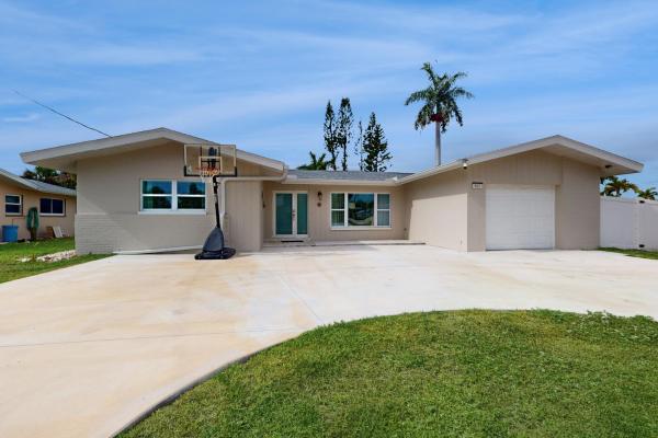 Waterfront Getaway - Sanibel Island, FL