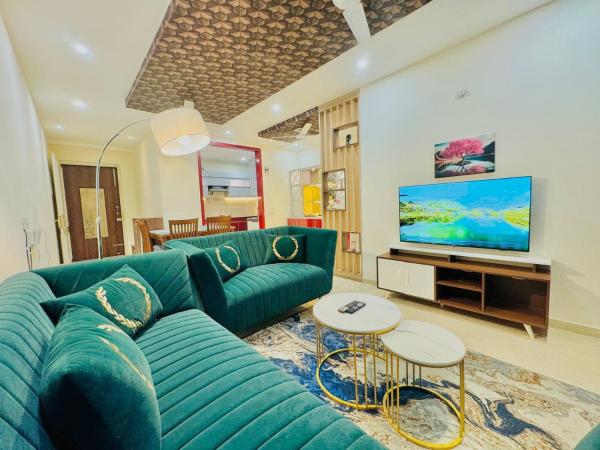 Majestic Manor - Lucknow