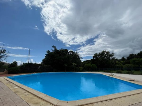 Bord De Mer Avec Piscine Type 2 - Korsika