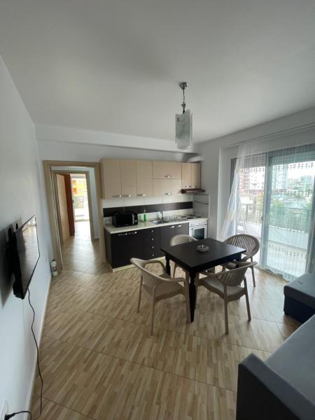 Charming Coastal Retreat - Vlorë