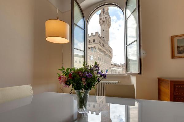 Mamo Florence - Le Farine Della Signoria Apartments - Флоренция