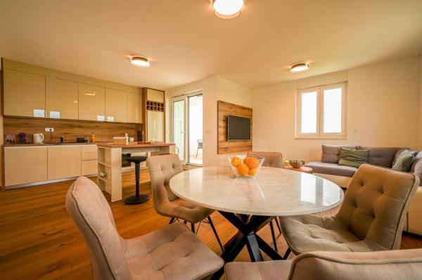 Apartment ŠIroko - Murter