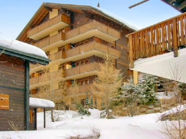 Cosy Apartment In Bellwald - 68 M² - Mountain View - Ernen