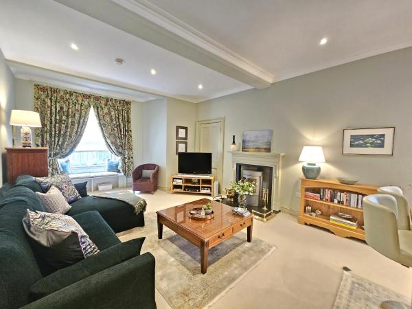 Edinburgh Elegant 1-bedroom City Apartment - Edinburgh