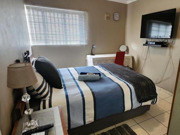 Middelbult Guesthouse By Heybert - Secunda