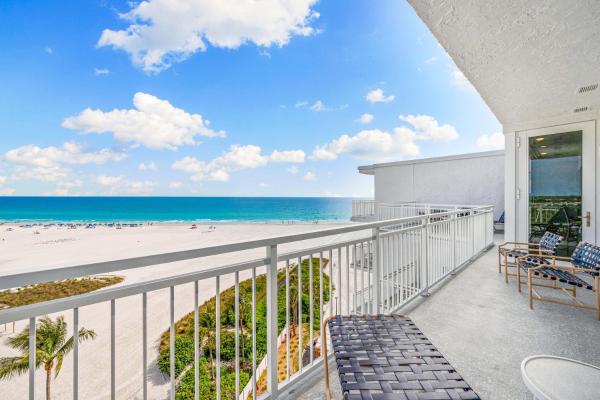Jamaica Royale Beachfront Tower By Beachside Management - Siesta Key, FL