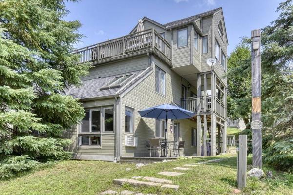 Cozy Lodge On The Mont Tremblant Ski Mountain - Laurentides